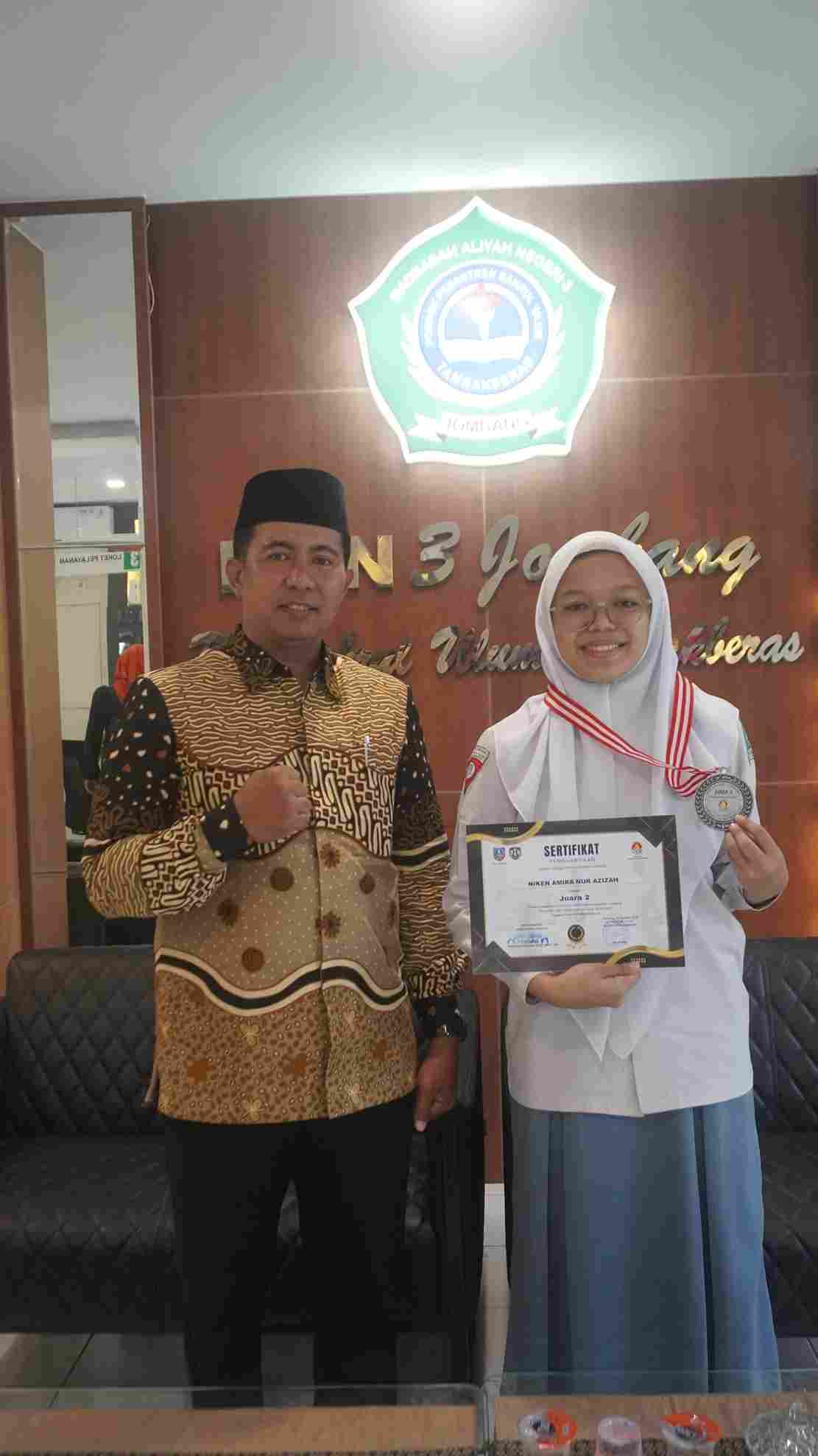 Terus Melejit, Peserta Didik MAN 3 Jombang Juara 2 Turnamen Catur Gajah ...