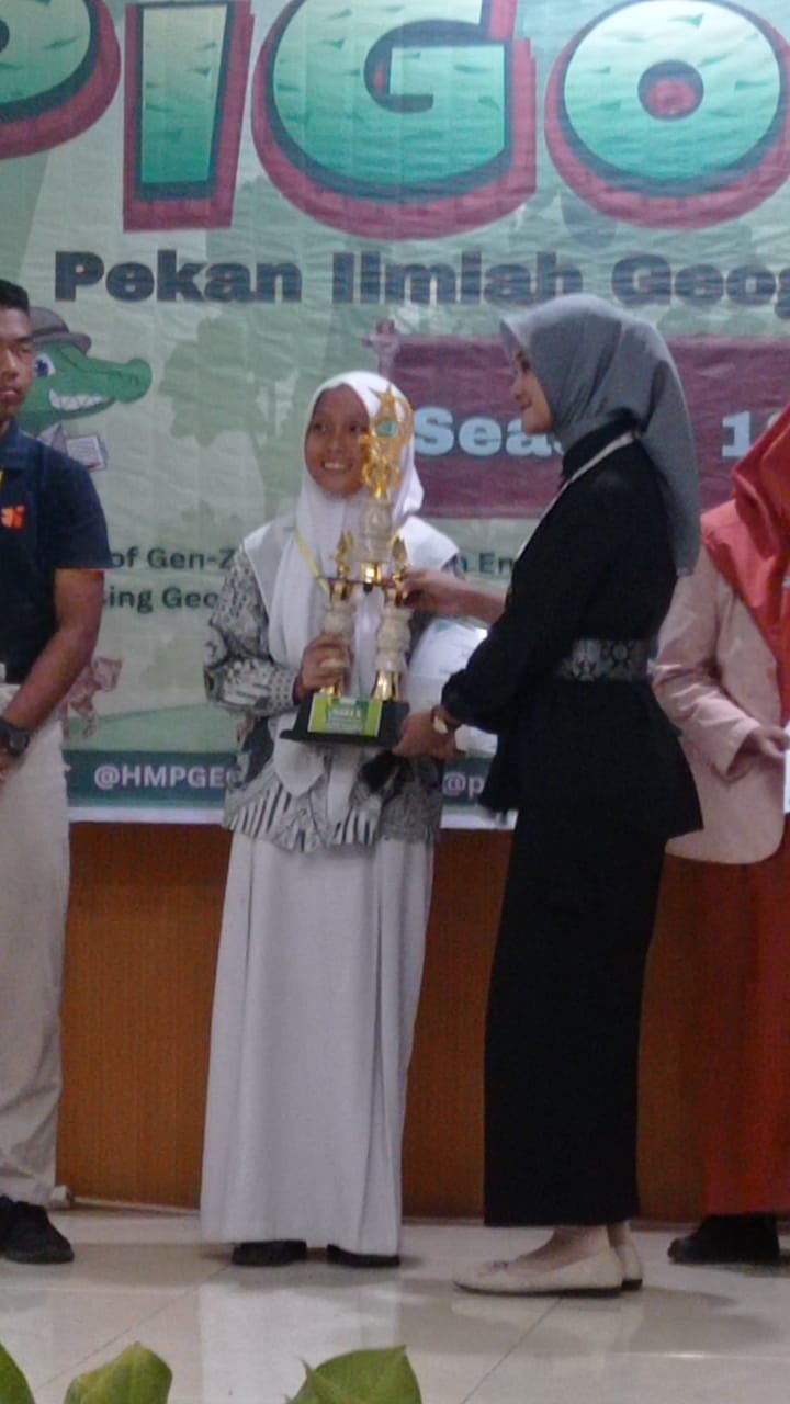 Penuh Perjuangan, Peserta Didik MAN 3 Jombang Juara 2 Nasional PIGORA XII UNESA - MAN 3 JOMBANG